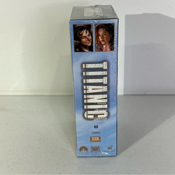 Vhs movie | Media | Titanic Vhs Tape Brand New Sealed Sprint Sticker 33483 Vintage 1997 2 ...